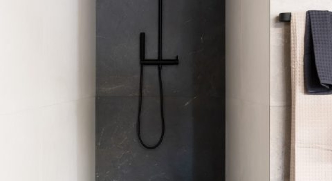 One by One Black Diamond tegels | Douglas & Jones - UW-badkamer.nl