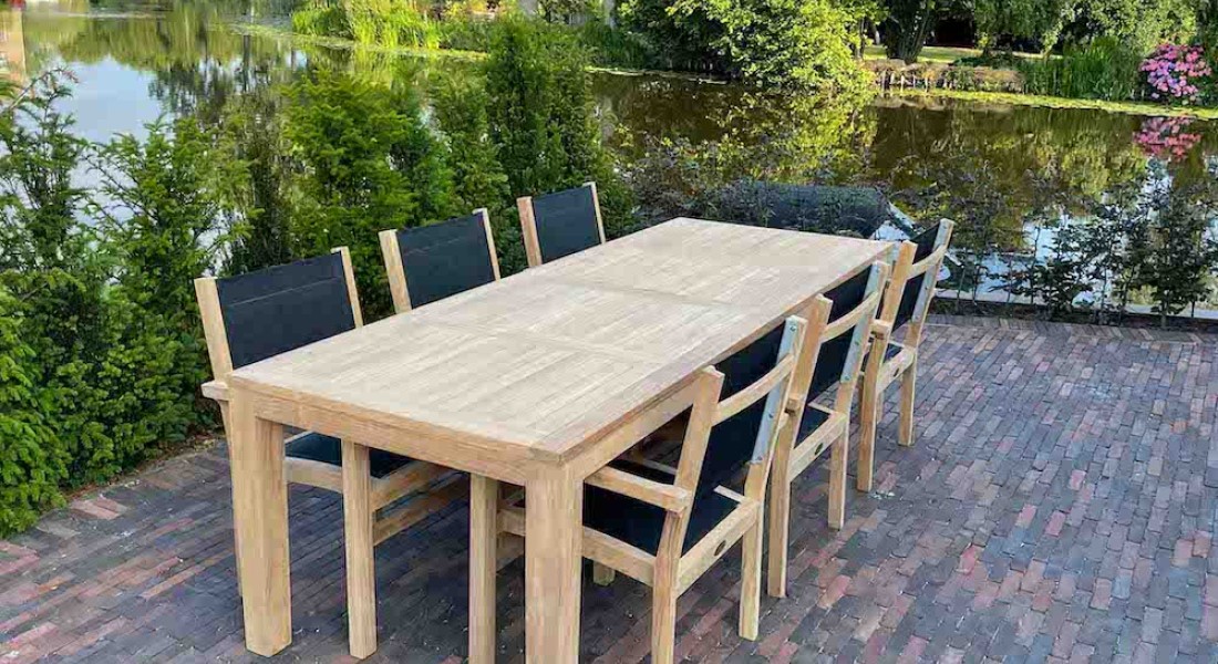 Lange teak tuintafel | Puurteak - UW-tuin.nl